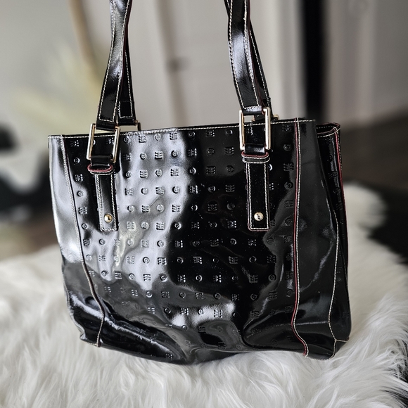 Arcadia | Bags | Arcadia Patent Leather Shoulder Bag Purse | Poshmark